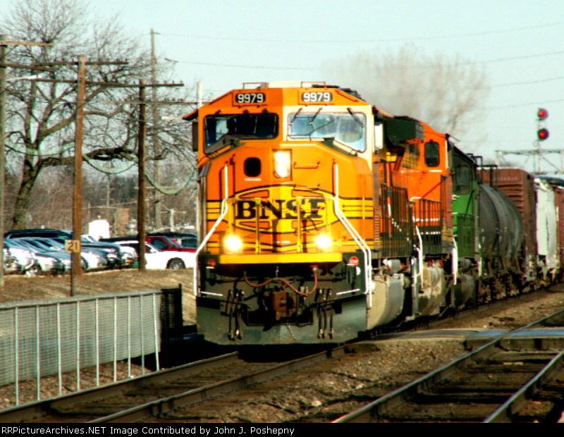 BNSF 9979